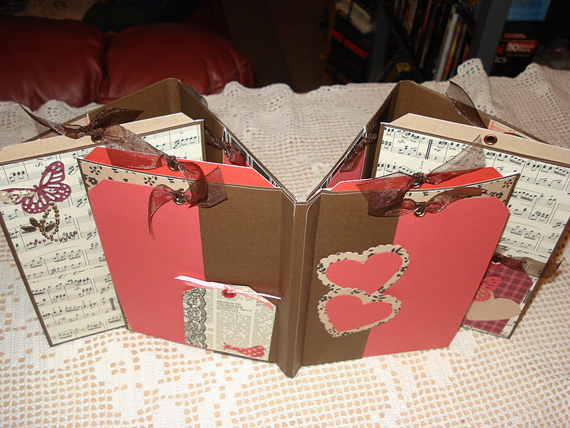 A Creative Operation: A Valentine Never Ending Mini Album and Tutorial