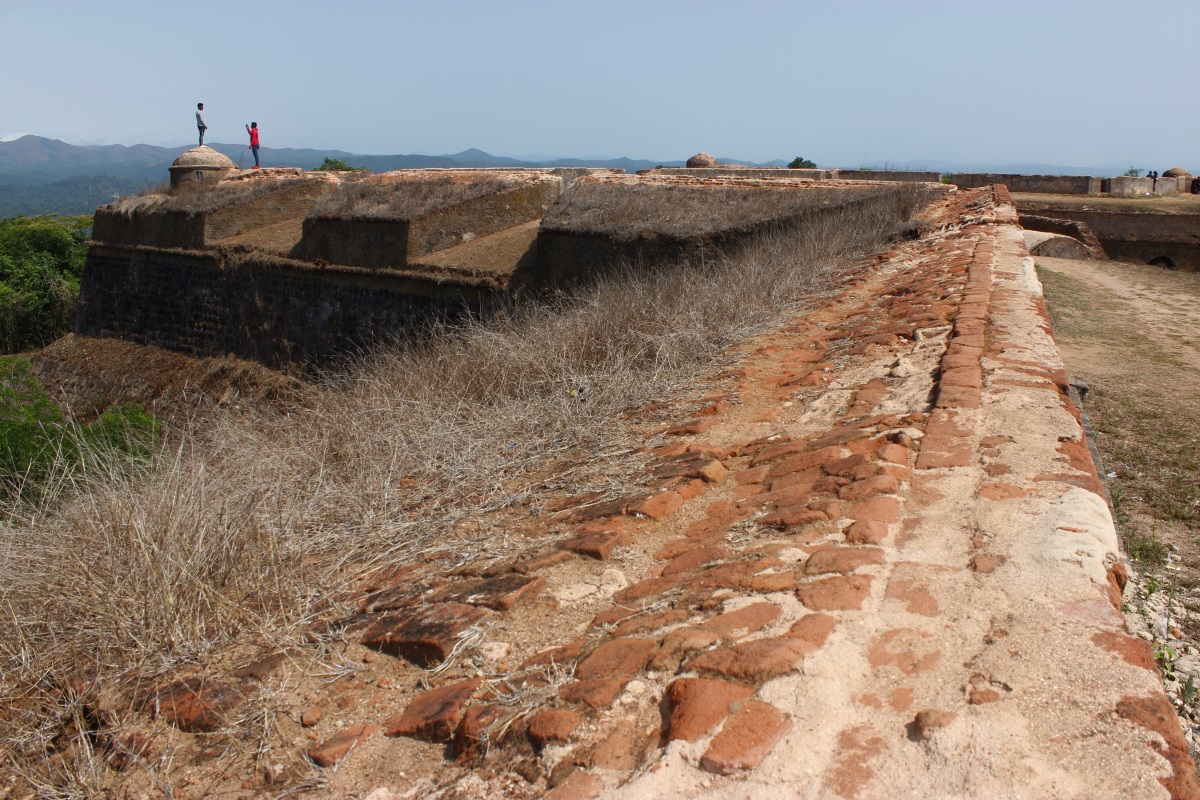 Journeys across Karnataka: Manjrabad fort