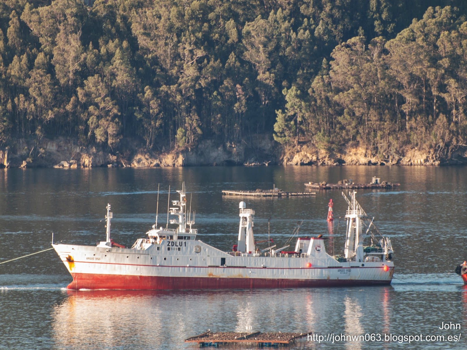 FOTOS DE BARCOS: ARGOS VIGO