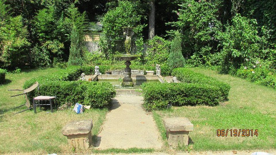 Sweet House Dreams: Brownstone Manor, 1870 Neoclassical Mansion in ...