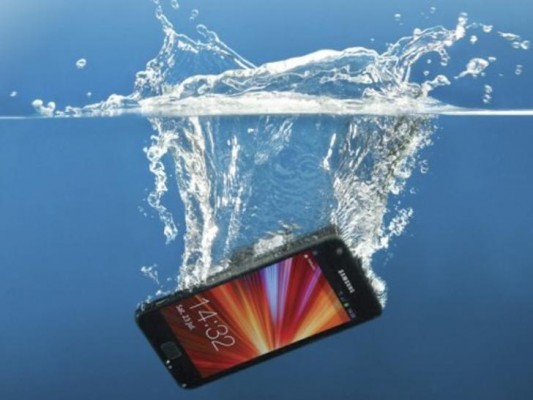 Tips What To Do If Android Smartphone Falls Into Water
