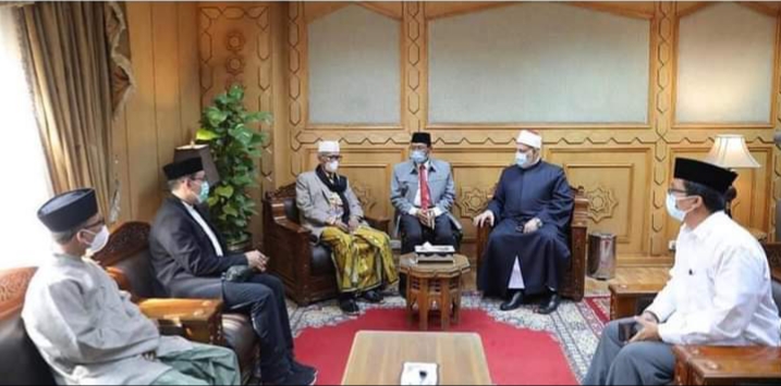 Mufti Indonesia: Al Azhar, Referensi dan Manhaj, Sumber Asli Ilmu Agama ...