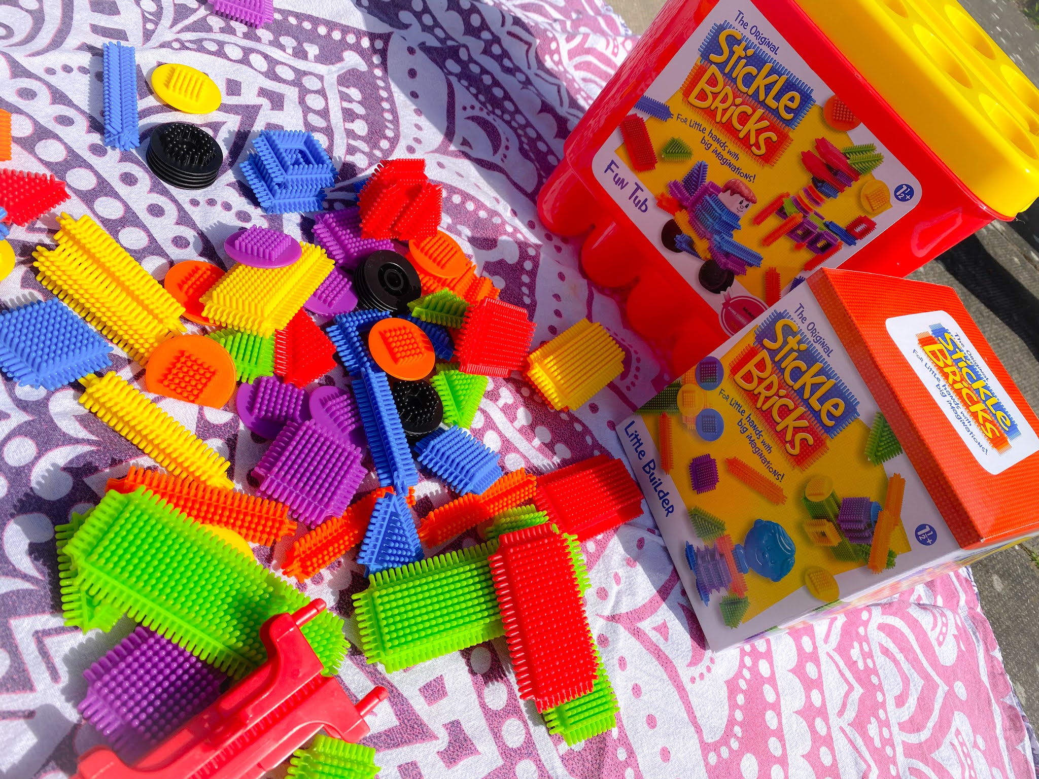 Uncoventional Kira: RETRO TOYS THAT ALL KIDS LOVE! | STICKLE BRICKS ...