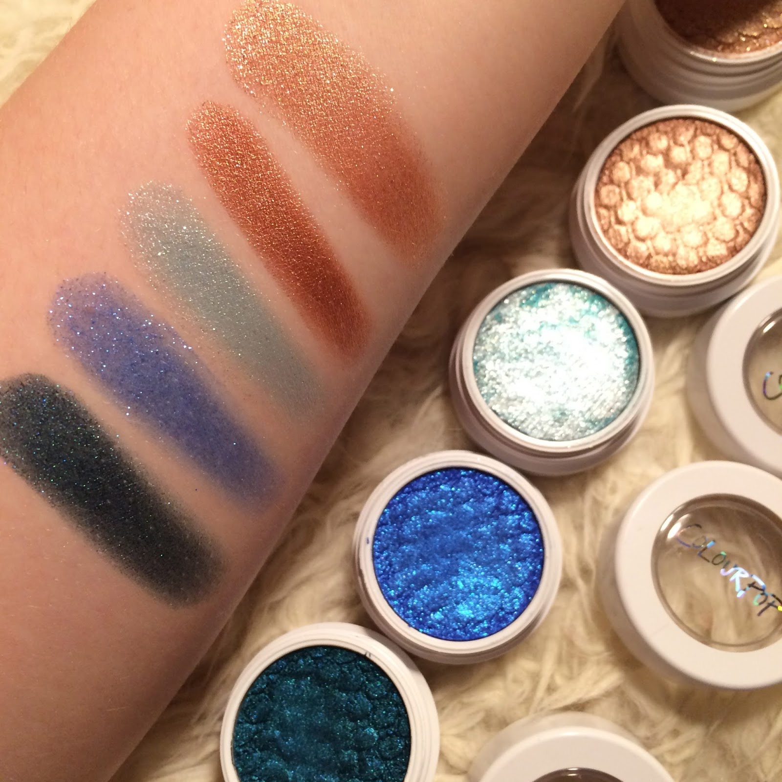 Classy on the Run: Colour Pop | Eyeshadow Haul!