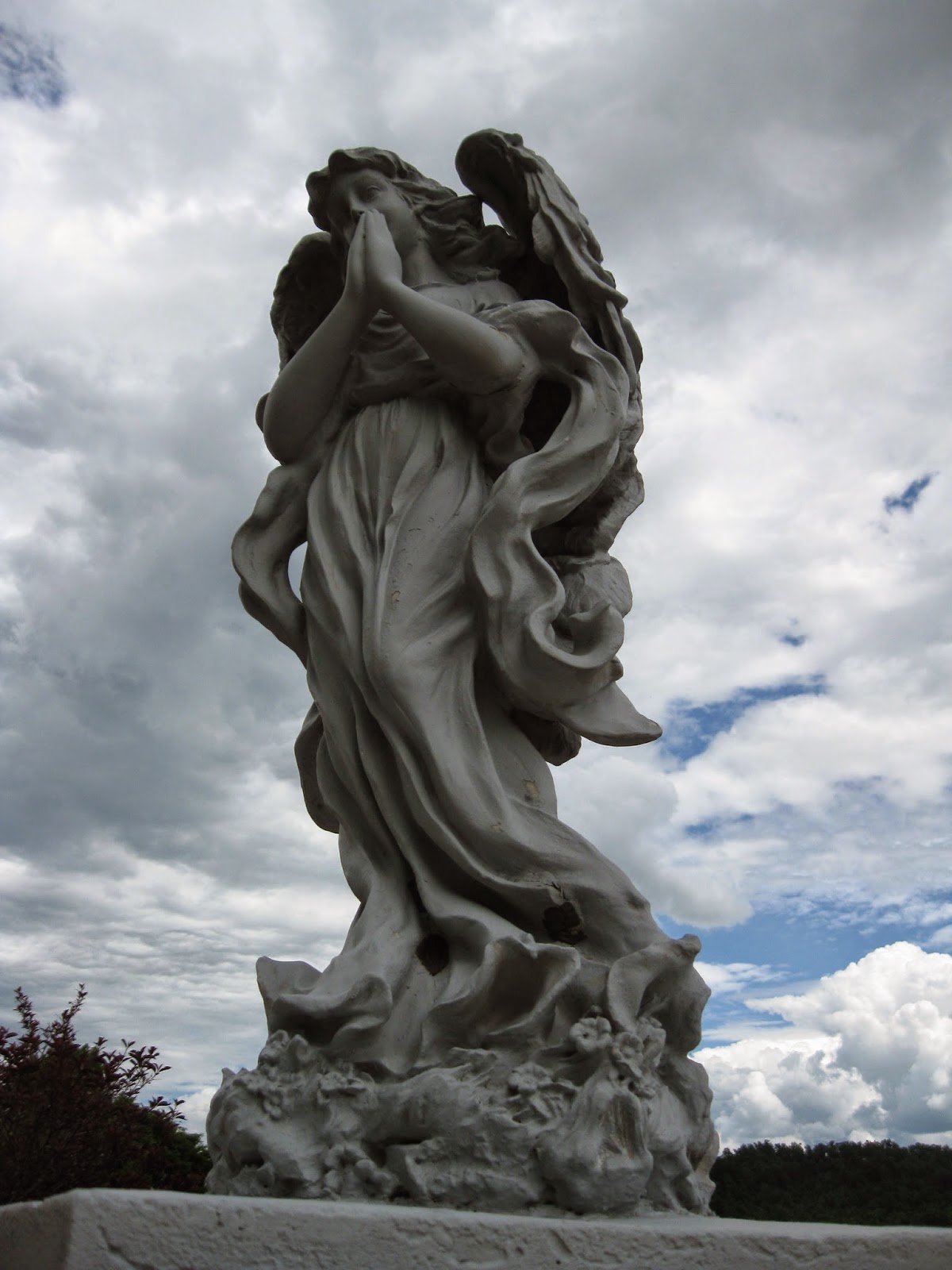 THE KENTUCKY FILES: Cemetery Angel