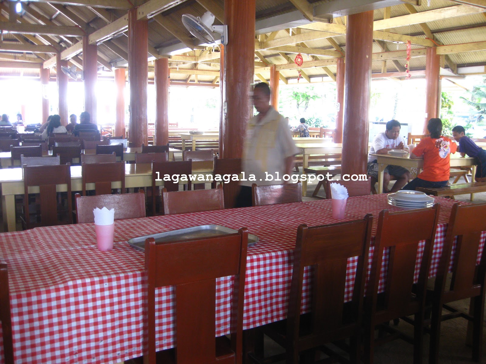 LAGAWAN: TATOY'S MANOKAN ILOILO