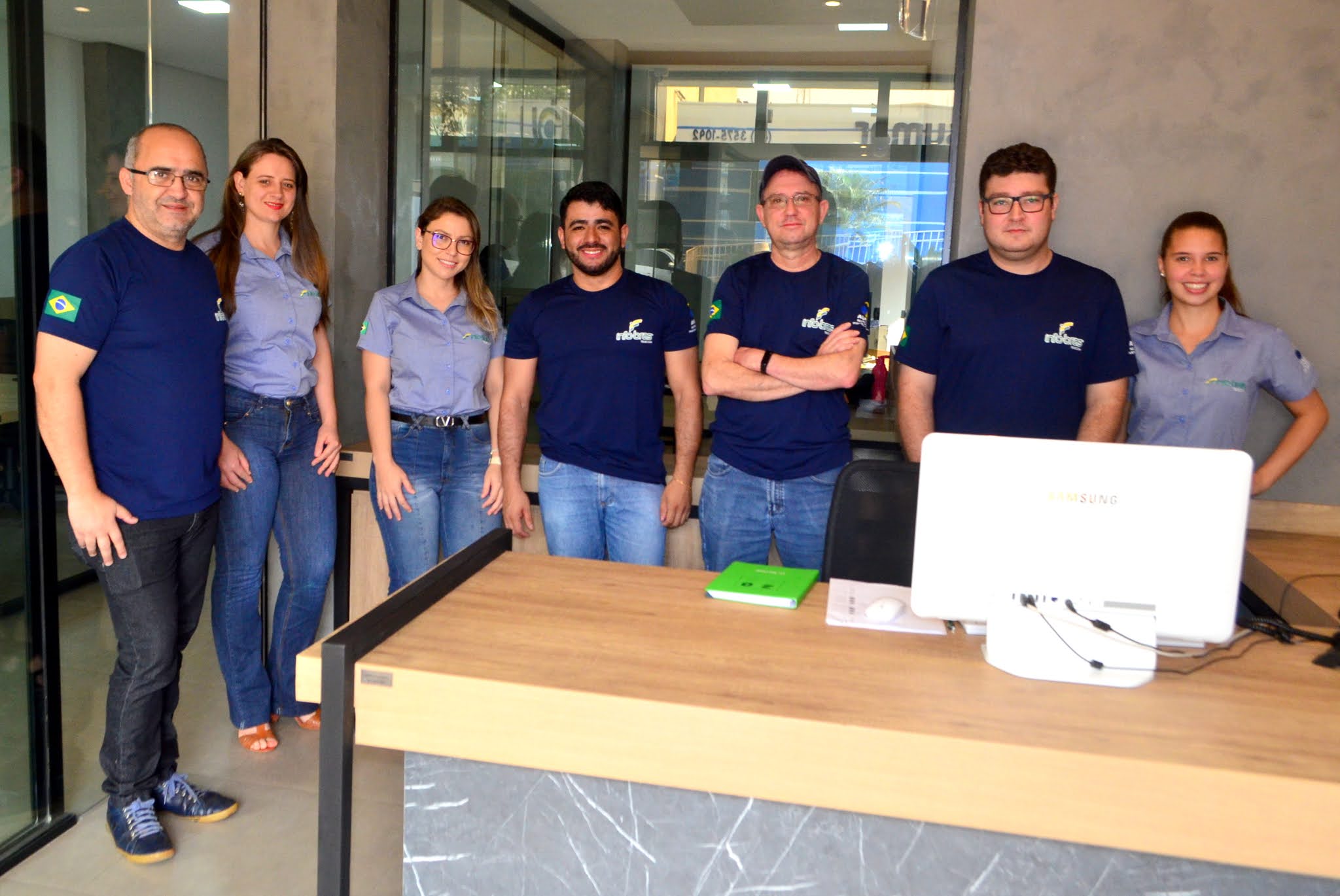 INFO-BRAS TELECOM inaugura sede própria em Roncador