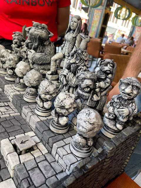 EPBOT: Yip Yip Stockings, A Kitchen Kabaret Throwback, & The Labyrinth ...