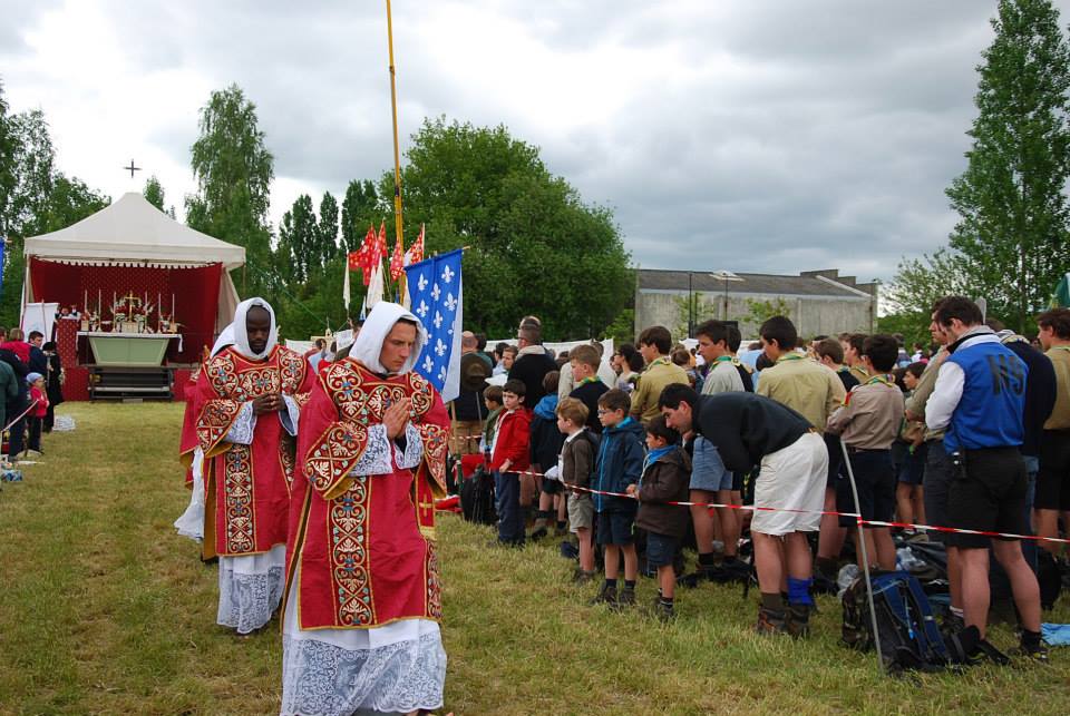 New Liturgical Movement: Chartres Pilgrimage: First Images and News ...