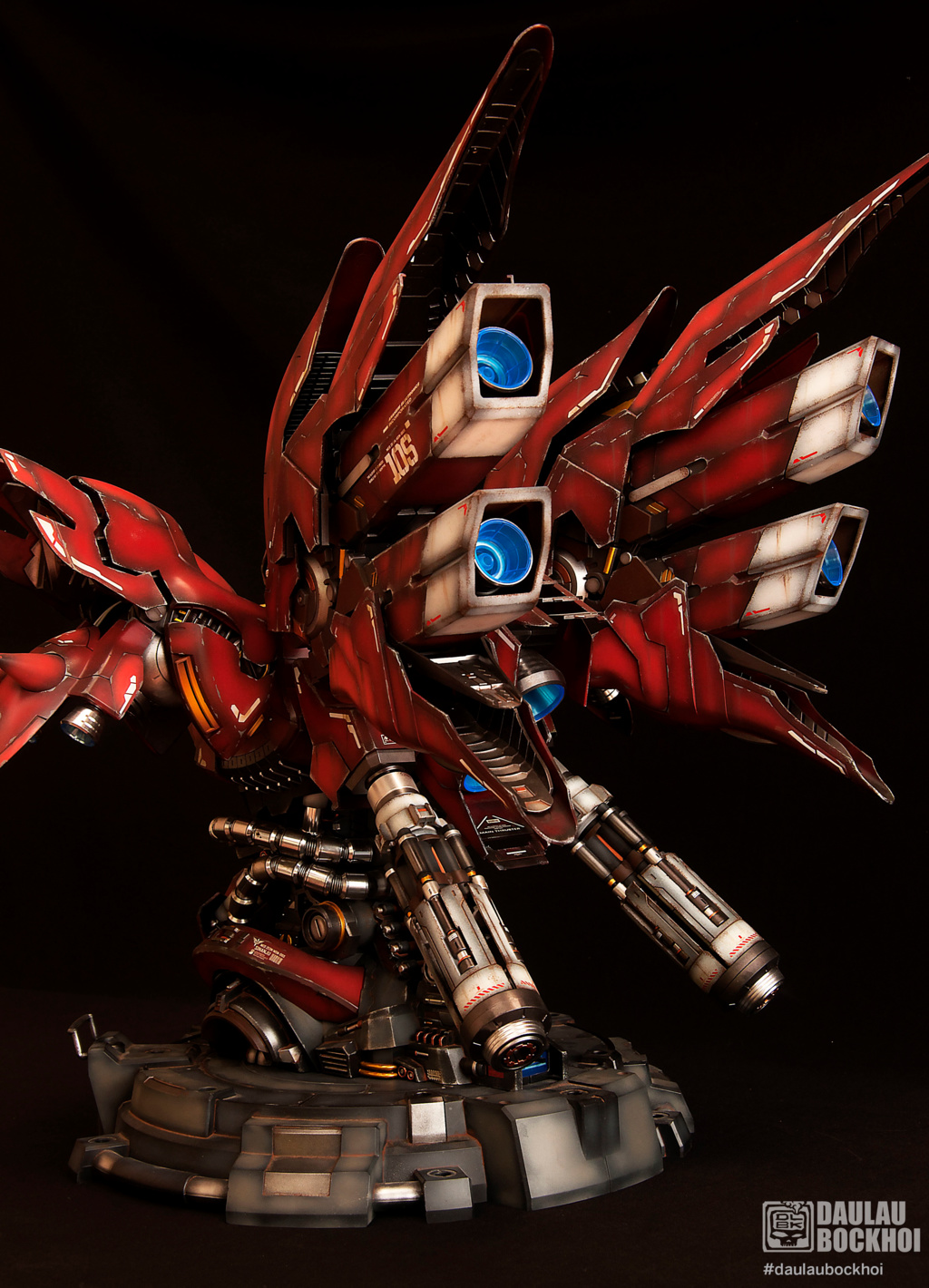 Custom Build: 1/35 MSN-06S Sinanju Bust