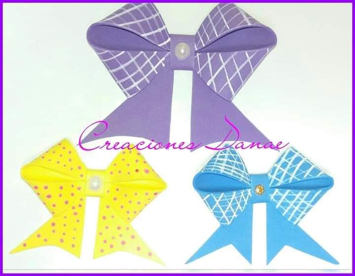 MANUALIDADES DE CREACIONES DANAE : LAZOS DE FOAMI O GOMA EVA