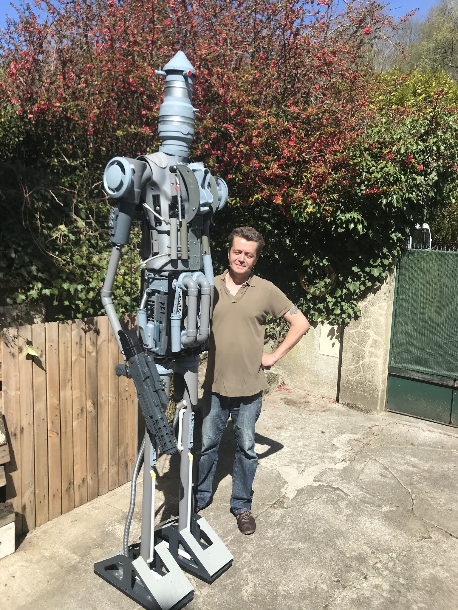 La Manufacture Fantastique: IG-88 assassin Droid life size replica
