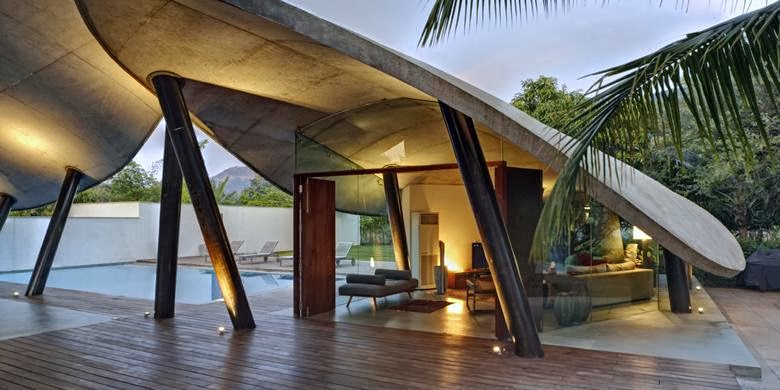 Unique Buildings - Similar Leaves