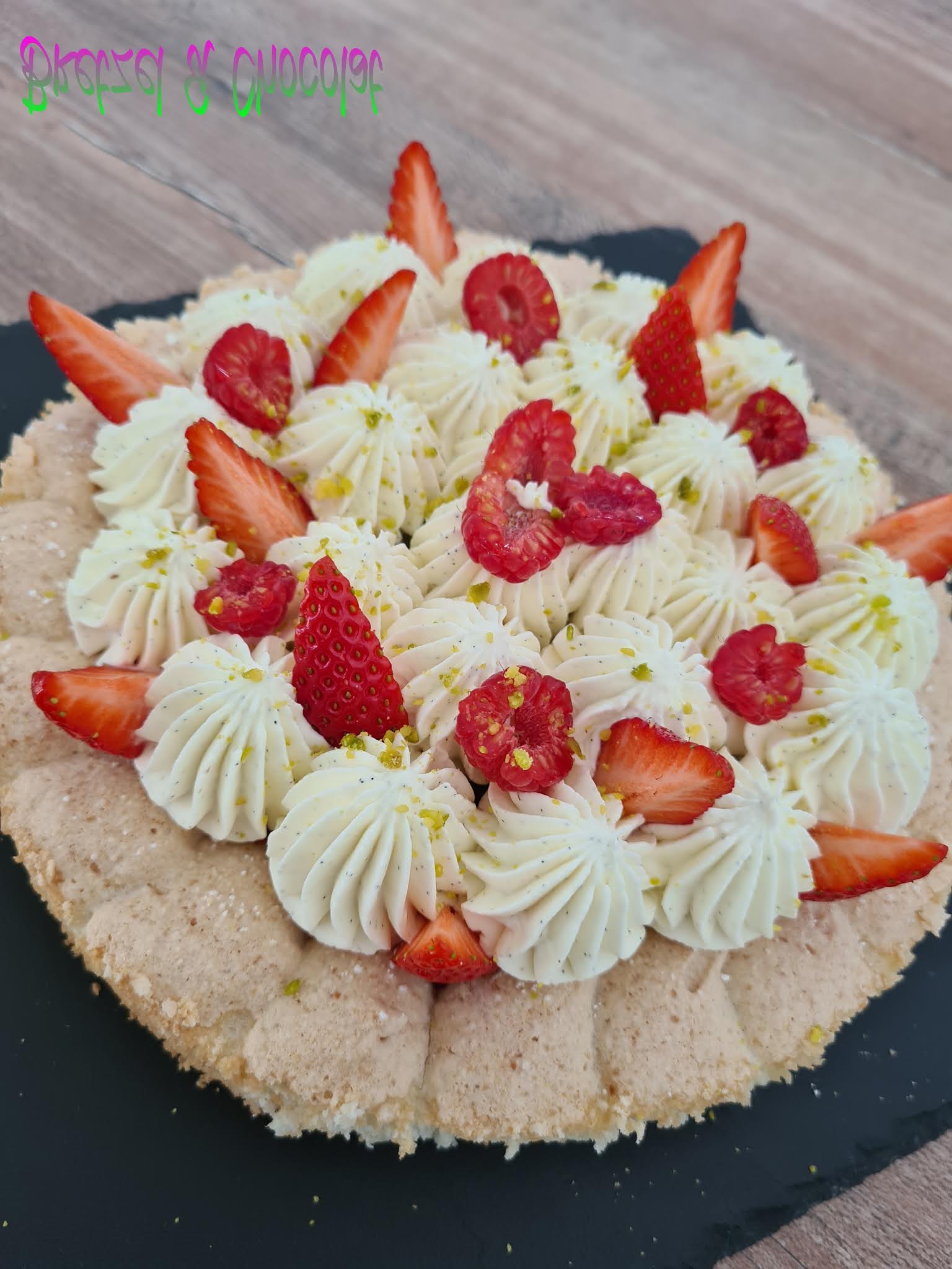 Bretzel et Chocolat: Dacquoise Vanille Fruits Rouges