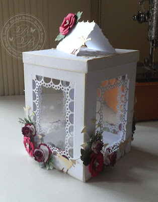 Baukje's Cards and Crafts: Gift Box/ Lantern