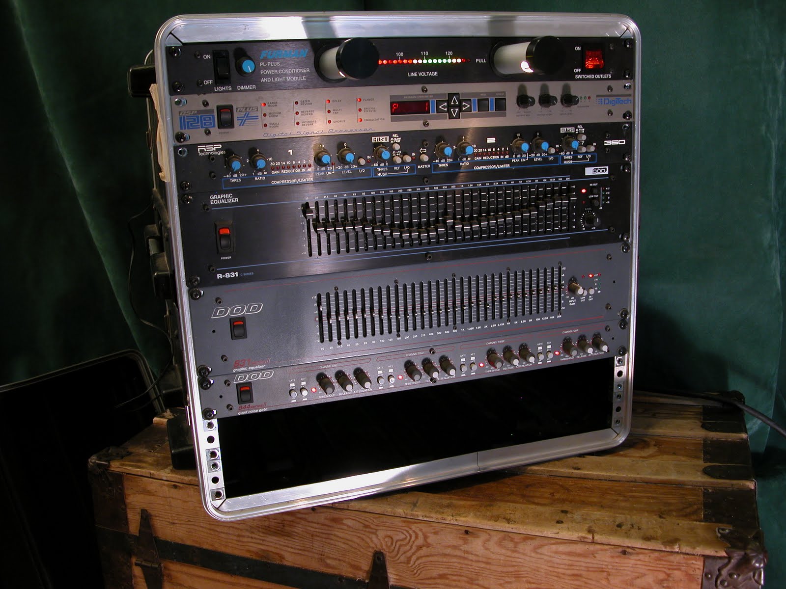 Nowhere Man: SKB Rack Cases, Whirlwind 100' 16x4x4 Snake, PA Rack Gear ...