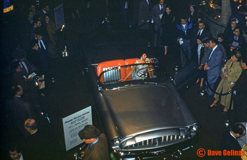 24 Fabulous Color Photos of the Auto Shows From the 1950s ~ Vintage ...