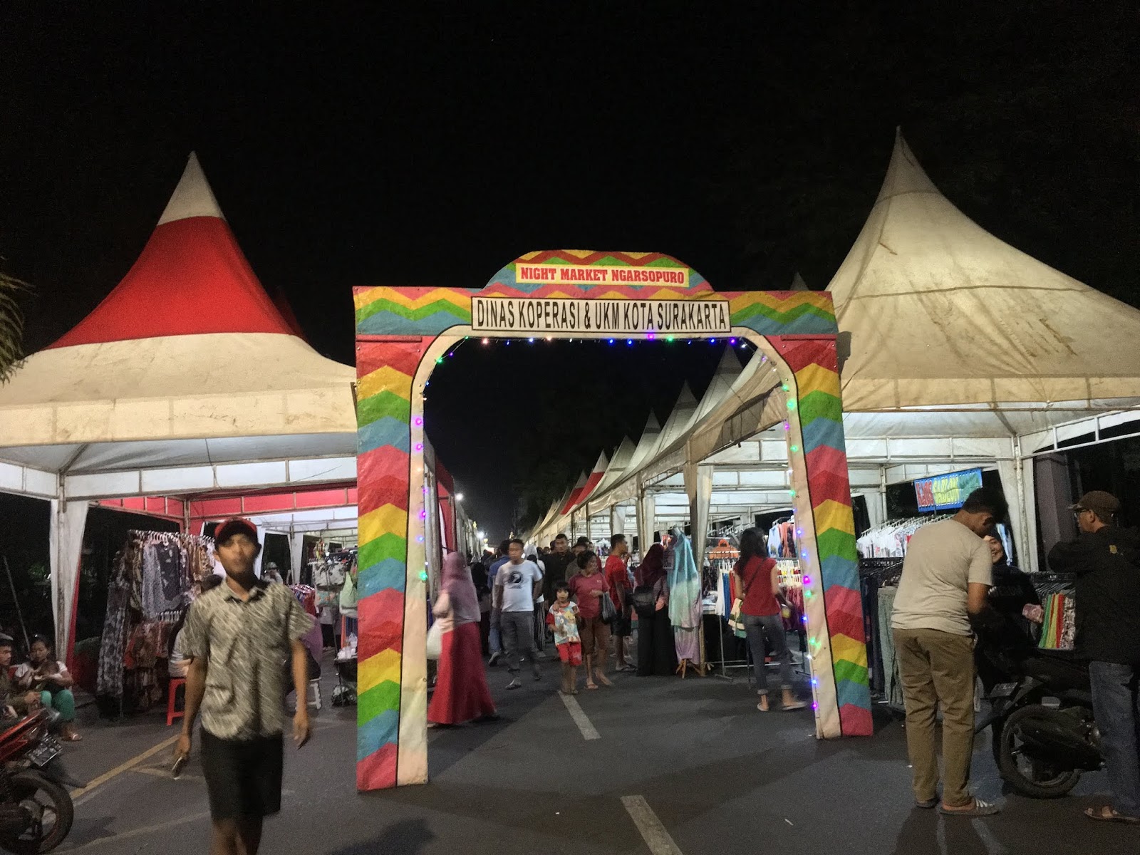 NGARSOPURO NIGHT MARKET SOLO - Iyoth World