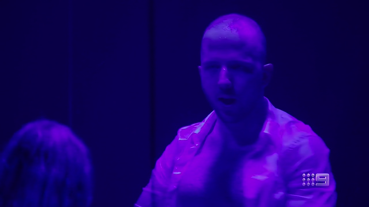 ausCAPS: Alexander Wojno shirtless in Beauty And The Geek Australia 7 ...