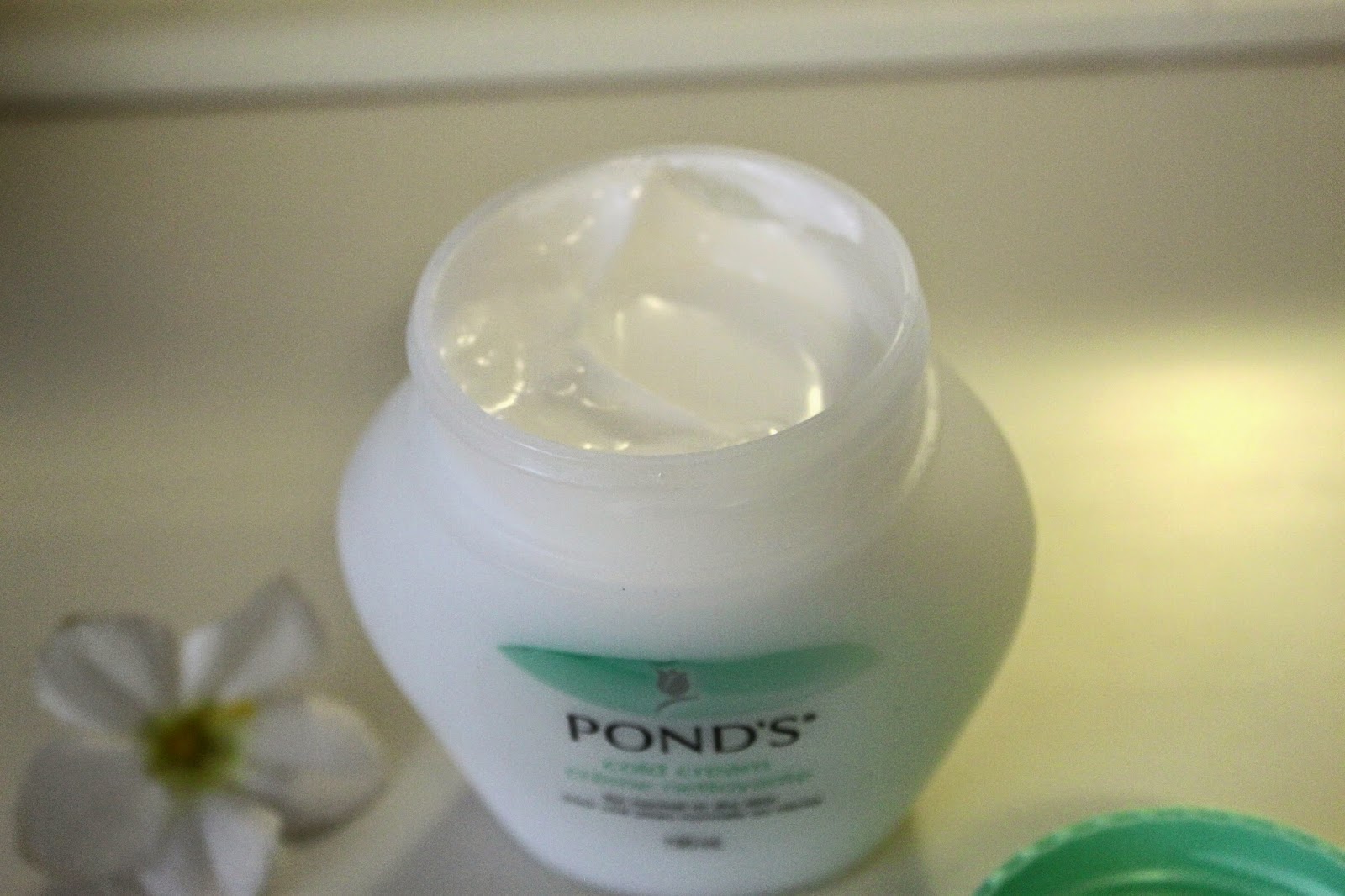 Ponds Cold Cream Review | MissRubyRoo | Beauty Blog