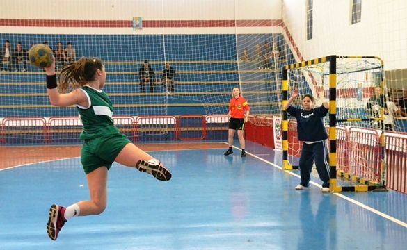 E.E. 17 de Setembro: Atividades sistema defesa Handebol - Prof Marcelo