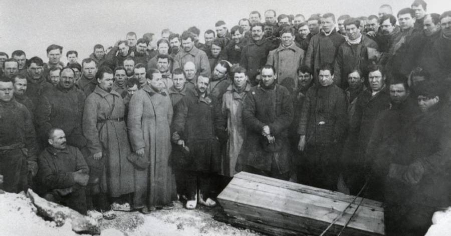 32 Disturbing Photos Of Life Inside Soviet Gulag Prisons