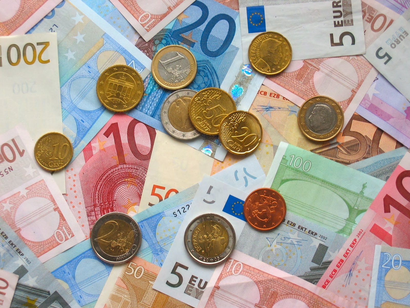 Moneycation: Currencies pegged to the Euro exchange rate