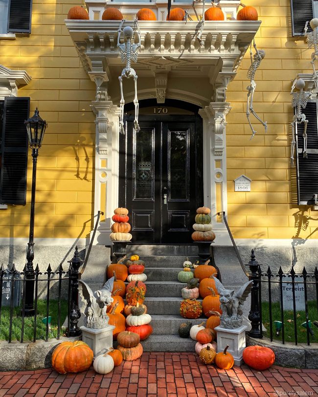 MARTHA MOMENTS: Purely Salem, Purely Halloween