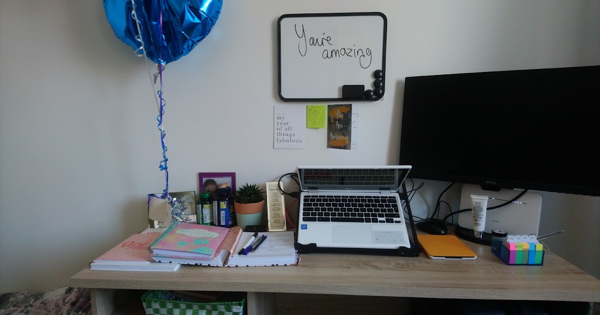 The importance of having a clear and refreshed working desk | Lifestyle ...