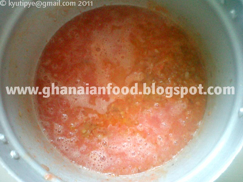 Ghanaian Food: Waakye with Fried Fish and Wele stew