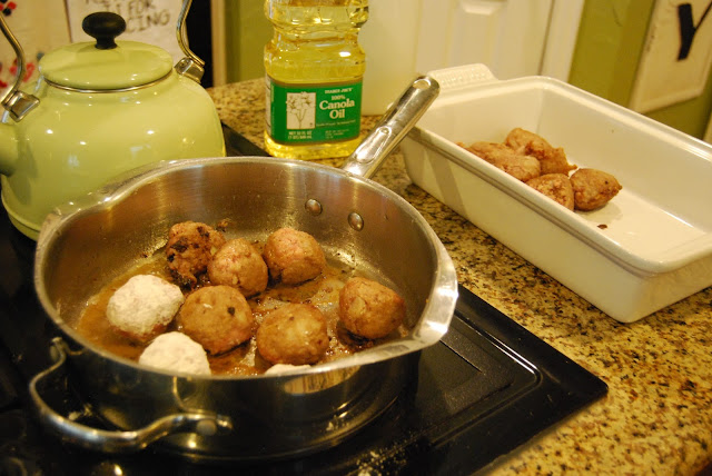 Momfessionals: Meatloaf Balls