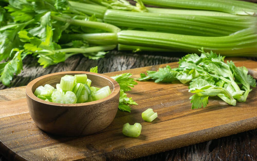 EL BLOG DE SARA: El apio en rama