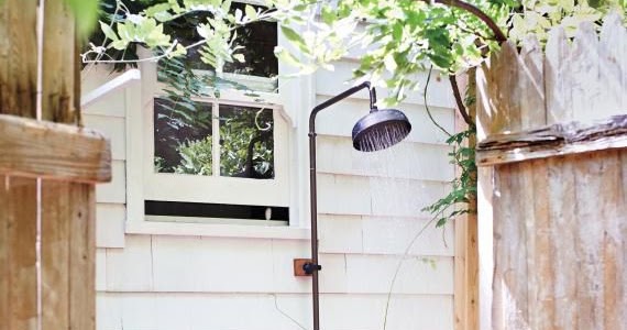Two Men and a Little Farm: OUTDOOR SHOWER INSPIRATION THURSDAY