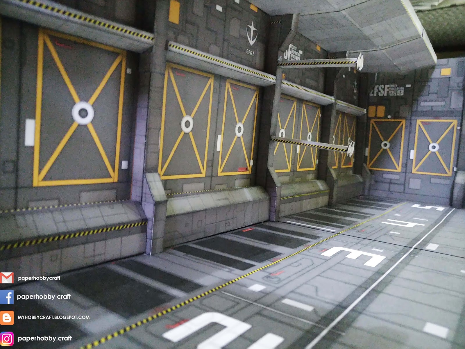 paperhobby: GUNDAM HANGAR 1:144 SCALE PAPERMODEL