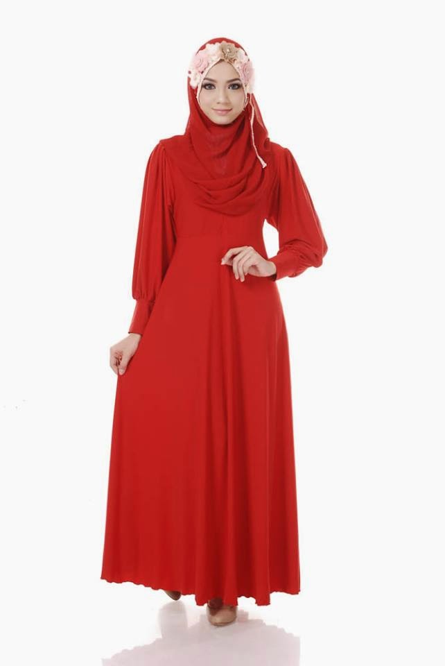 Menjual Pakaian,Tudung Wanita Dan Kanak-kanak