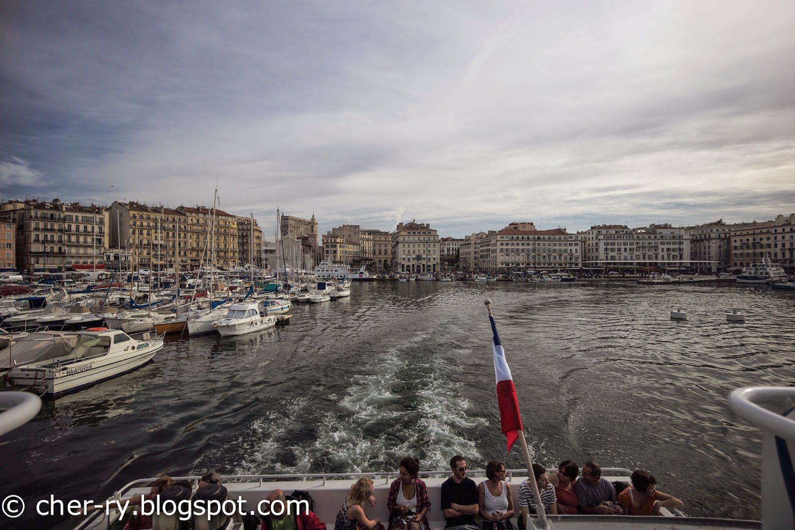 Life of a Lil Notti Monkey: Island Hopping in Marseille, France