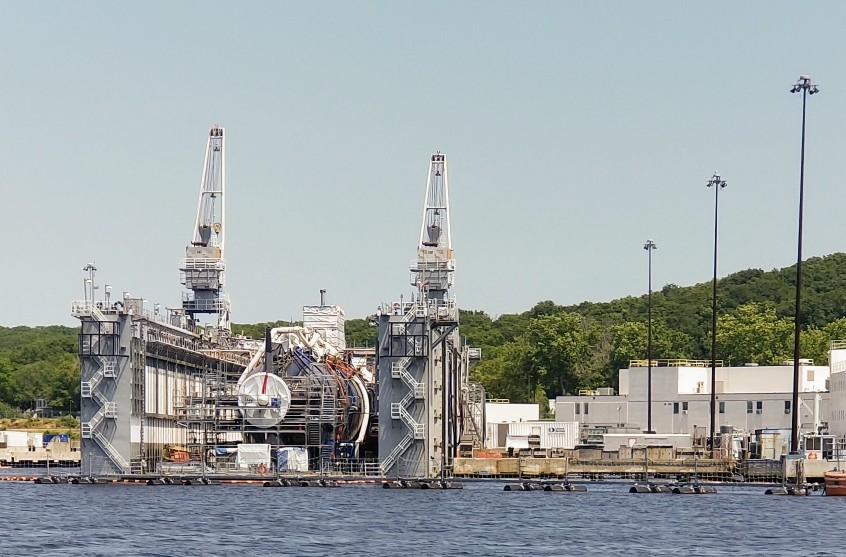 Nellie D.'s Cruising Log: Day #46 & Day #47: Navy Submarine Base, New ...