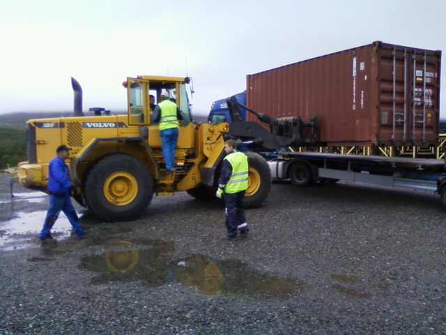 Kilpisjärvi Atmospheric Imaging Receiver Array: Auxiliary container