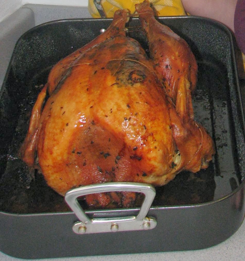 Shel's Kitchen: Fresh Herb and Salt Rubbed Roasted Turkey