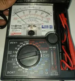 Perbedaan ( multitester / multimeter ) digital dan analog - Maintenance ...