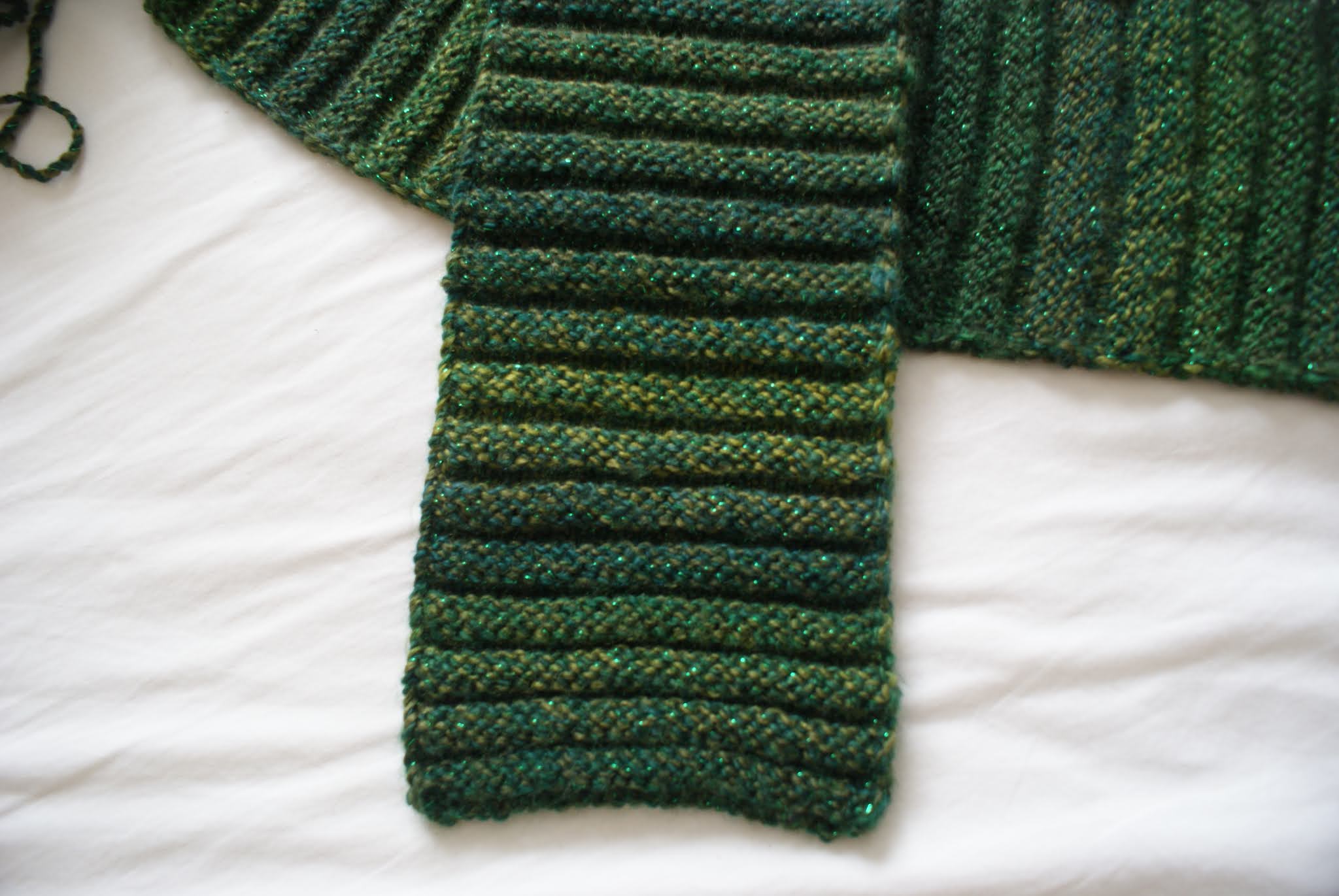 Knitting a horizontal rib scarf