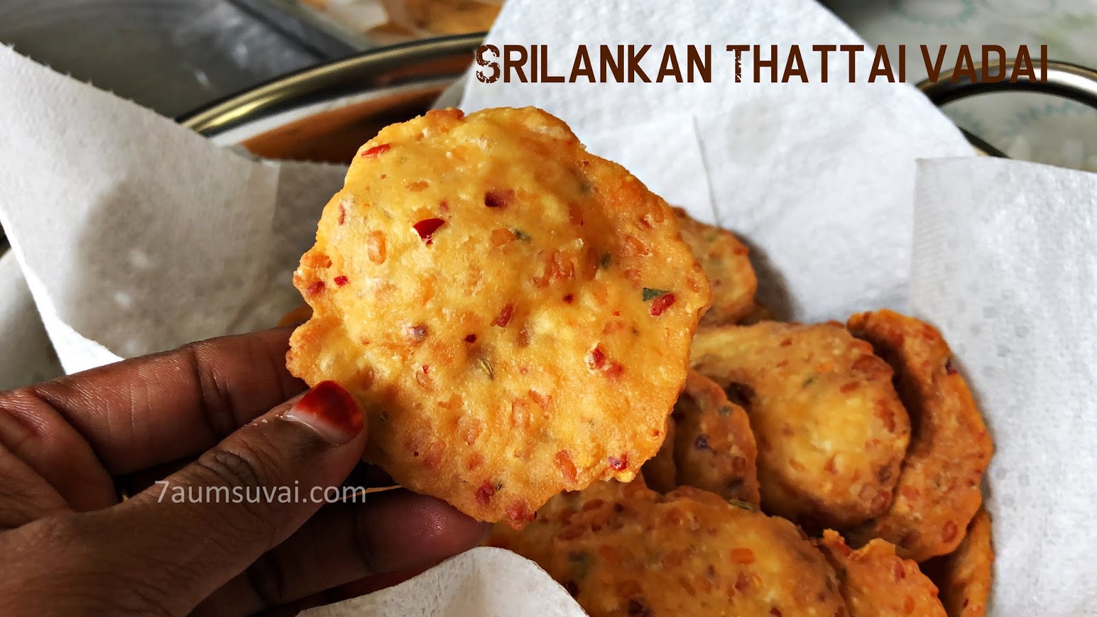 Srilankan Thattai vadai/Ulunthu Thattai/Thattai recipes/Diwali special / Thattu vadai | 7aum Suvai