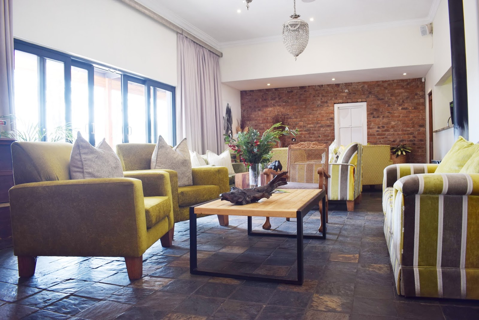 SPRINGHOLM COTTAGES AT BRAHMAN HILLS - A MIDLANDS EXPERIENCE | Life By ...