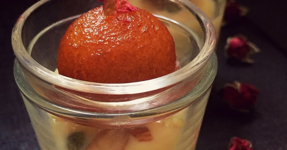 GULAB JAMUN IN RABRI/RABDI