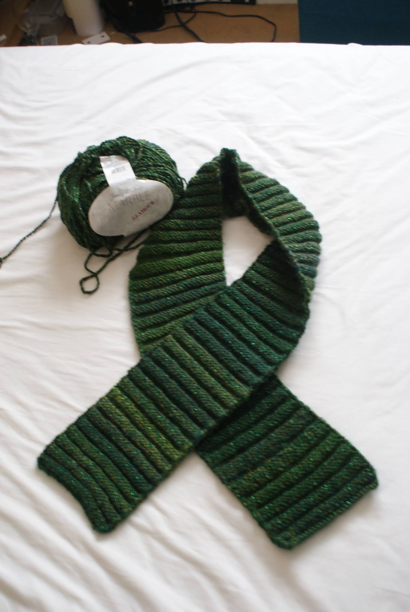 Knitting a horizontal rib scarf