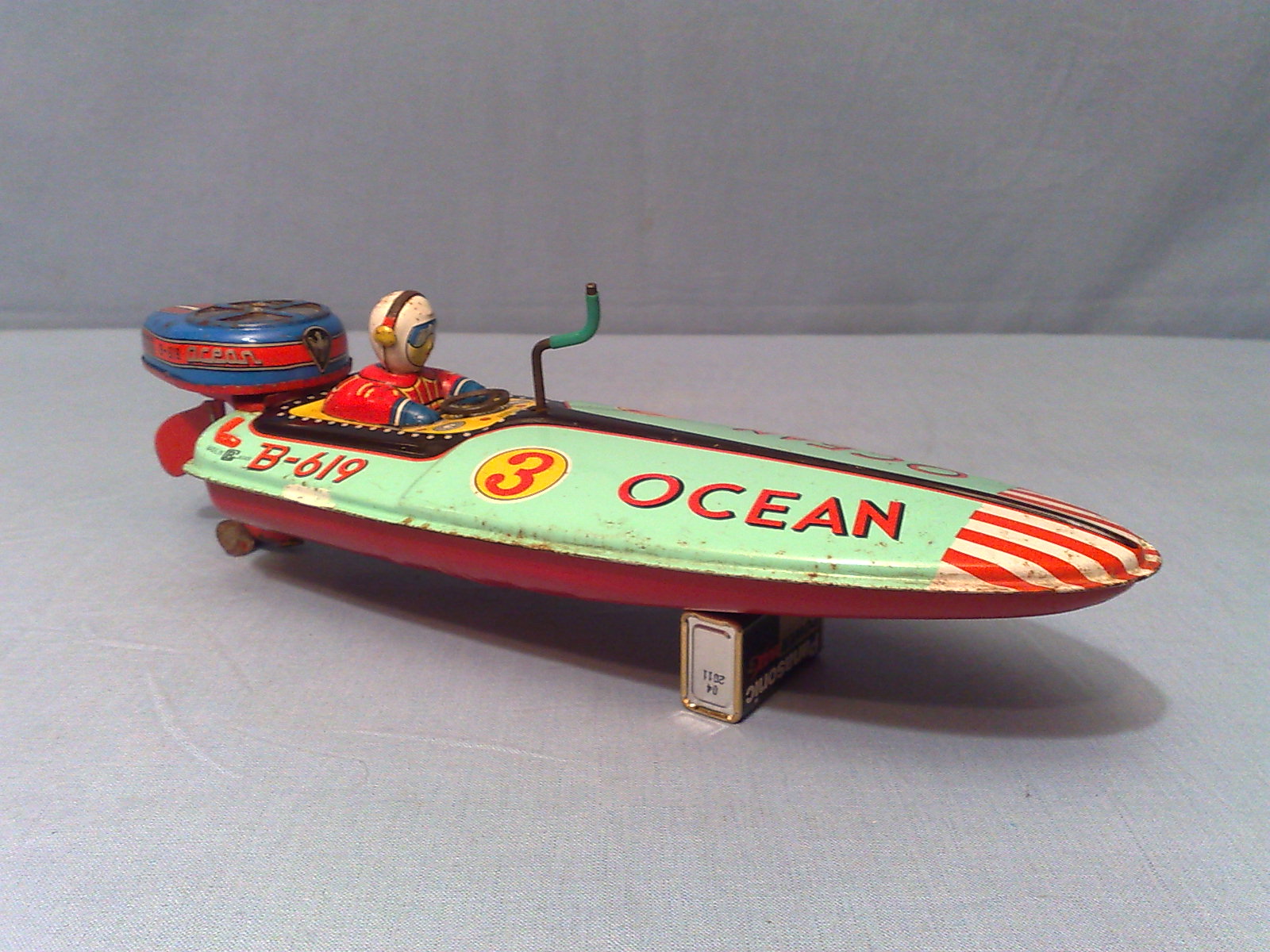 TOM's TECH TOYS: BOAT MODELS