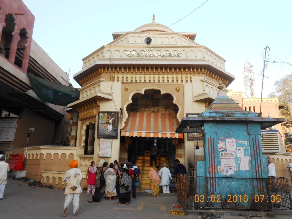 VELUDHARAN TEMPLES VISIT : Sri Pandarinathar / Pandurangan Temple ...