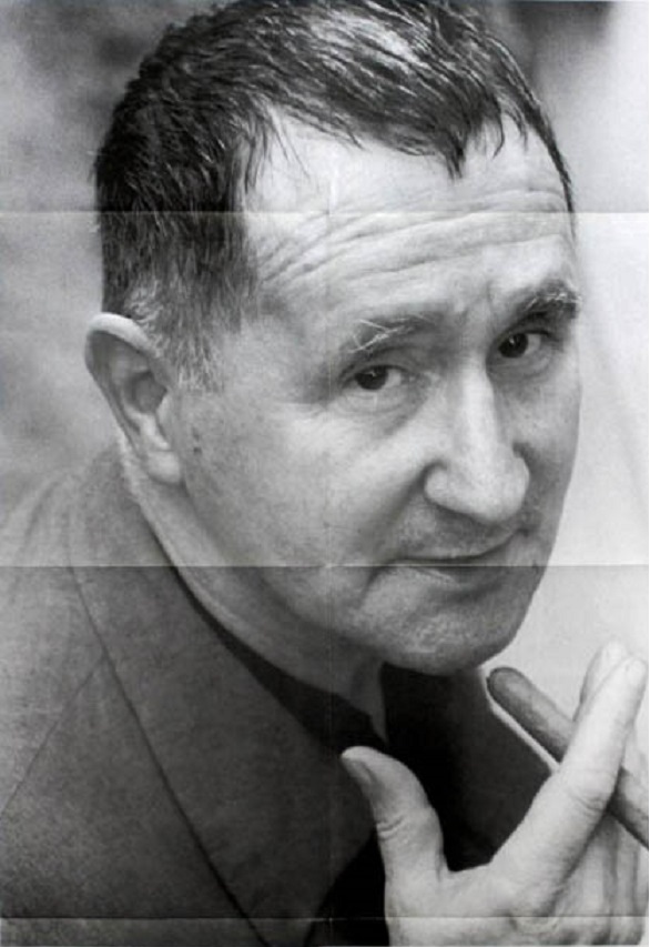 BERTOLT BRECHT