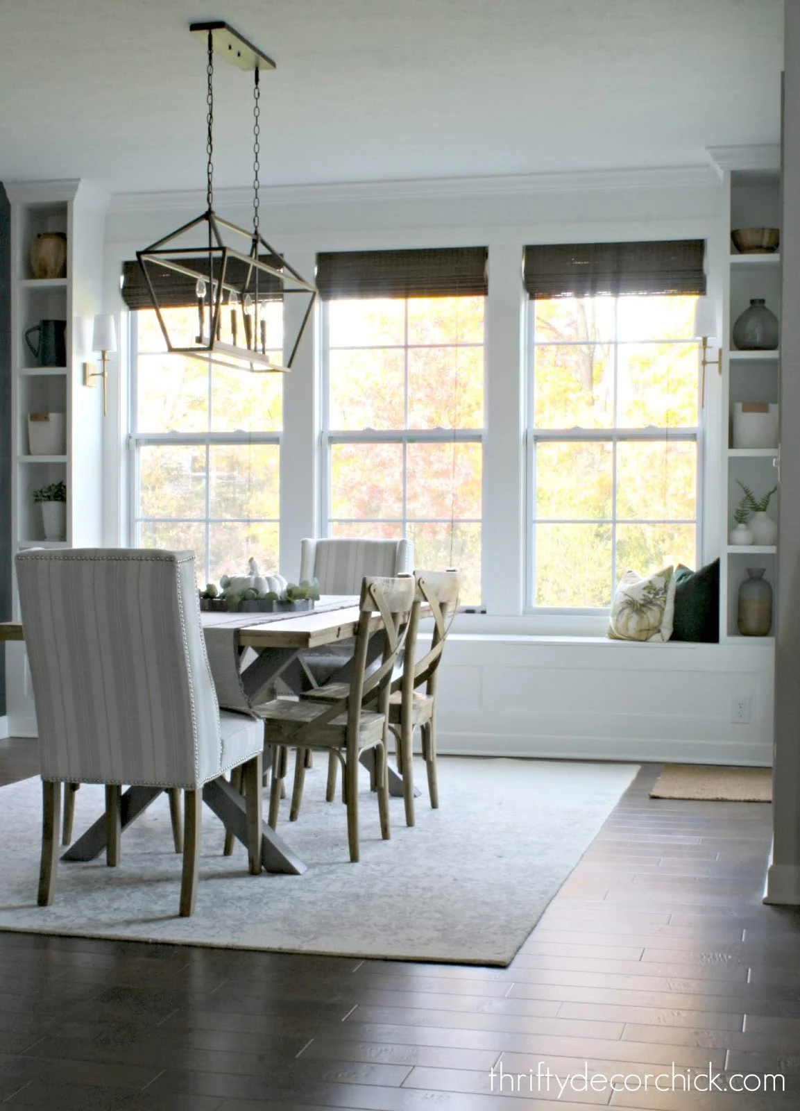 Dramatic dining room makeover | Thrifty Decor Chick | Thrifty DIY, Decor and Organizing