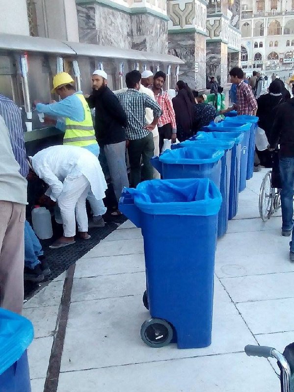 Cleaning Process of Masjid Al Haram Cleaning The Kaaba Holy Haram Holy ...